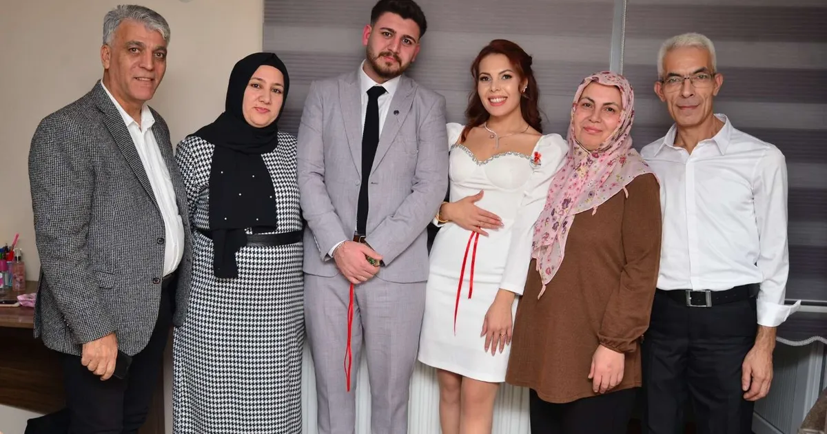 Can ile Özlem mutluluğa ilk adımı attı - Yeni Dönem Gazetesi